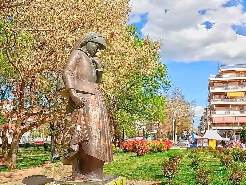 Solo Travel Guide to Karditsa City in 2026: Safety, Tips & Costs