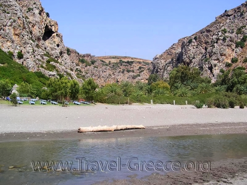 Discover the Best Shopping Experiences in Rethymno Prefecture