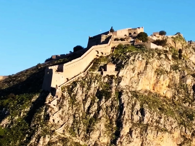 Discover the Vibrant Nightlife of Nafplio: Top Bars and Clubs to Explore