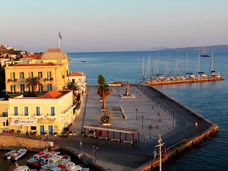 Uncovering Spetses Island's Nightlife: Top Bars and Clubs for an ...