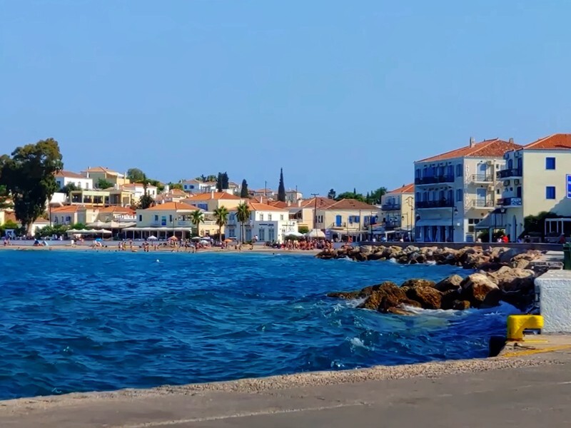Unforgettable Adventures: Discovering Spetses Island with Friends