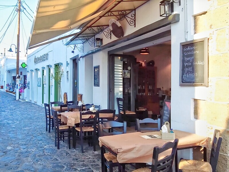 Savor the Flavors: A Culinary Tour of Skyros Island